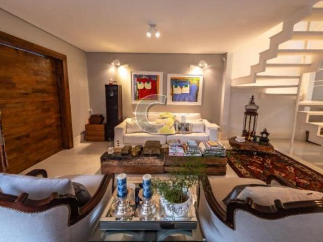 Casa à venda no Brooklin, 5 quartos, 2 suíte, 3 vagas de garagem