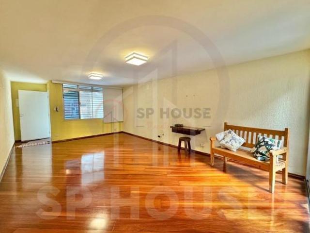 Casa a venda no Brooklin, com: 3 quartos, 1 vaga, 140m²