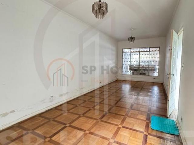Casa a venda no Brooklin, com: 3 quartos, 2 vagas, 171m²