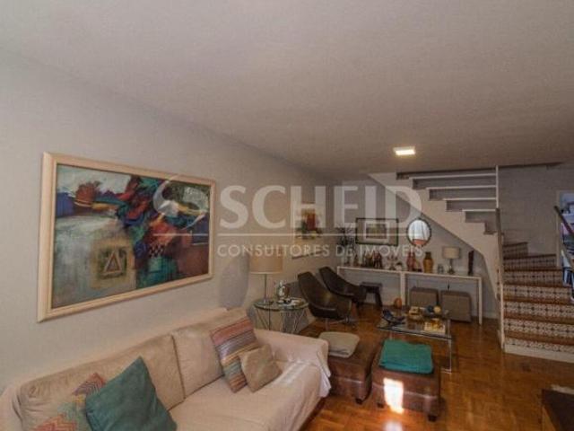 Casa à venda no Brooklin com 4 quartos próximo a estação Berrini