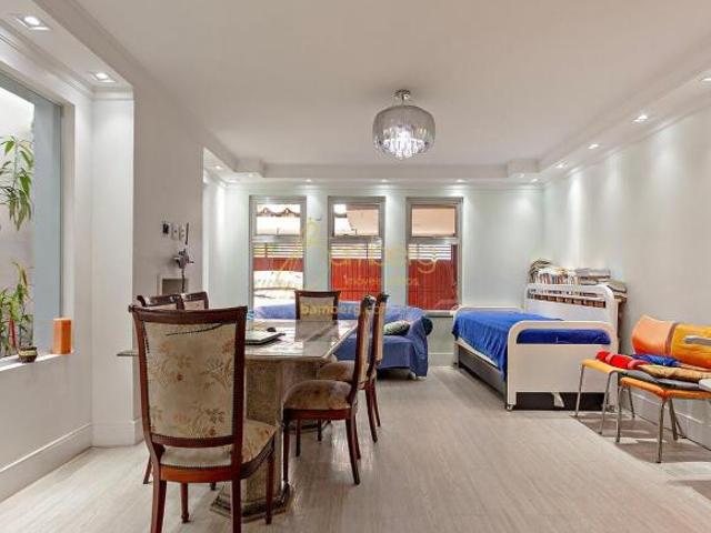 Casa à Venda no Brooklin Paulista 200m² de Área Útil