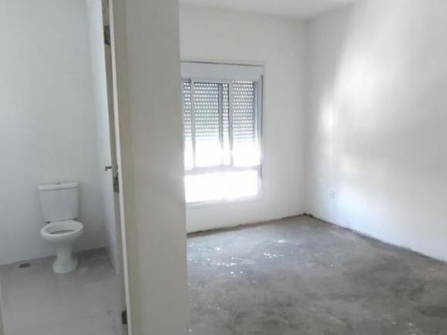 CASA A VENDA NO BUTANTA COM 2 DORMITORIOS E 2 VAGAS FL33