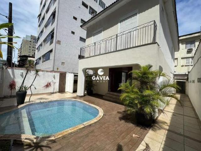 Casa à venda no Gonzaguinha em São Vicente