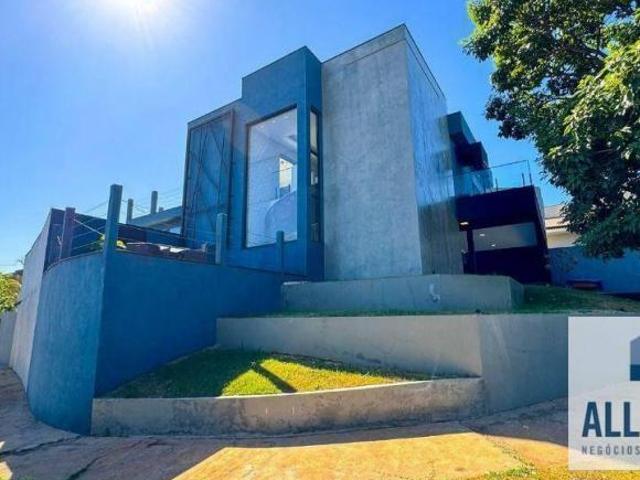 Casa à venda no Gaivota II com 3 suítes e 2 vagas de garagem / Próximo a represa municipal