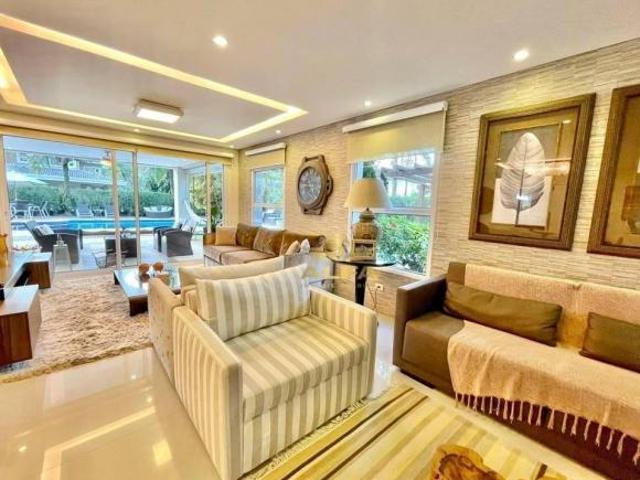 Casa à Venda no Granvile em Guarujá | Alfa Imóveis Guarujá