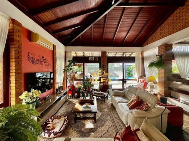 Casa à Venda no Granvile em Guarujá | Alfa Imóveis Guarujá