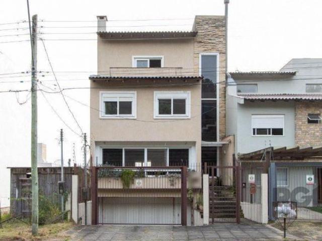 Casa à Venda no Guarujá Porto Alegre