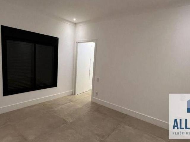 Casa à venda no Damha V com 3 suítes e 2 vagas de garagem / Próximo a Represa Municipal !