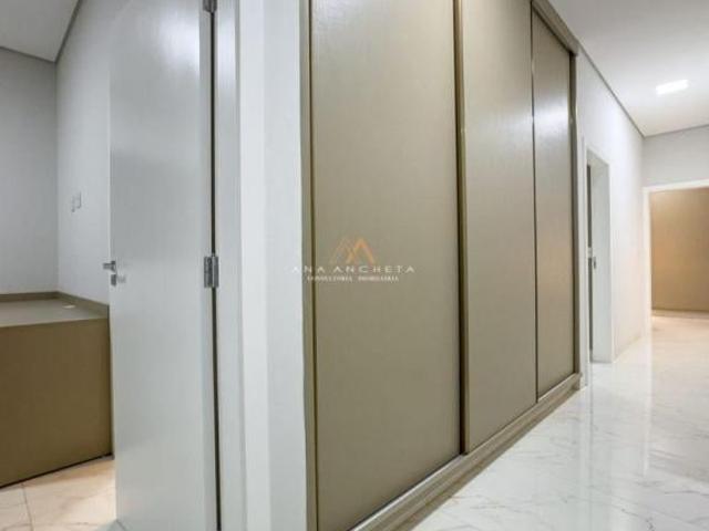 Casa à venda no Damha VI, com 215m2, 3 dormitórios com possibilidade de 4