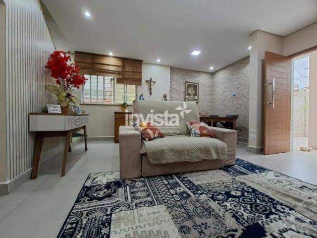 Casa à venda no Embaré Santos/SP com 3 quartos, 1 suíte e 2 vagas