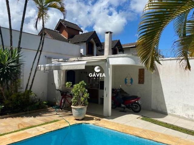 Casa à venda no Enseada em Guarujá