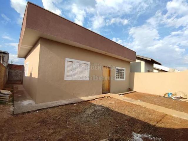 Casa a Venda no Flórida Parque Aceita Financiamento pelo MINHA CASA MINHA VIDA