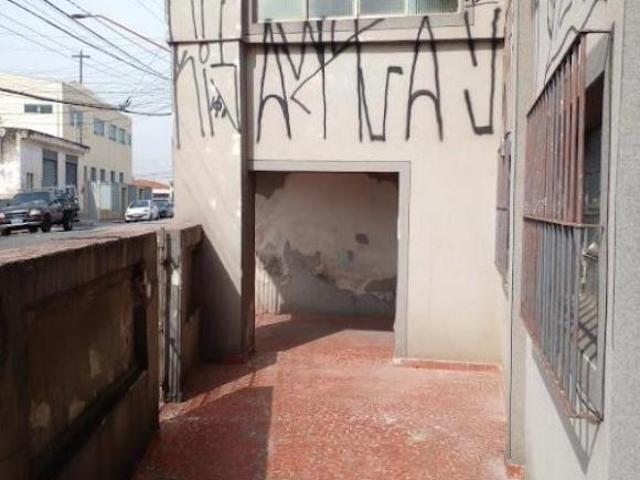 Casa à venda no km 18 com 3 quartos
