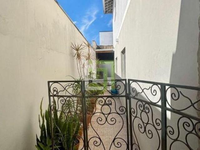 Casa à venda no Horto Santo Antonio