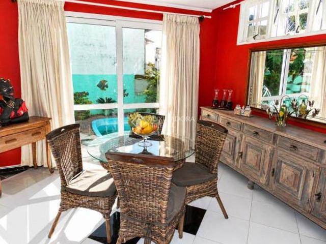 Casa à Venda no Imperial Park | 407m²
