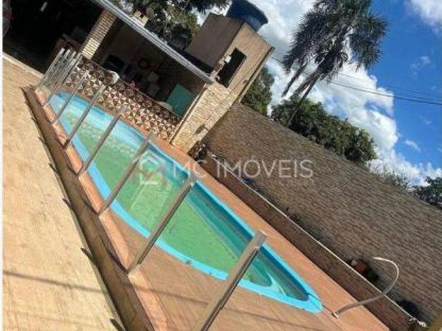 Casa à Venda no Incra 9 | Condomínio Residencial | 3 Quartos Sendo 1 Suíte | Piscina