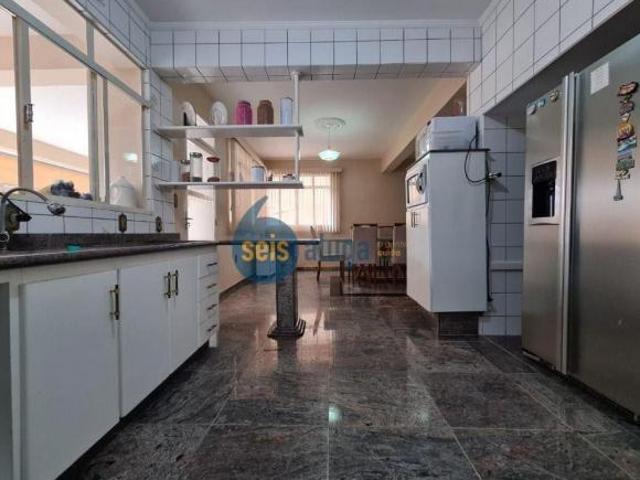Casa à venda no Iate Clube de Americana com 3 dorms, 323m²