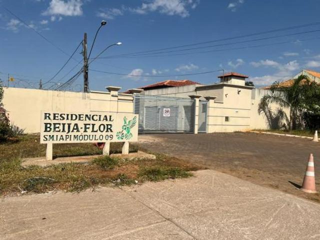 Casa à Venda no IAPI   Condomínio Beija Flor | Lote de 800 m²