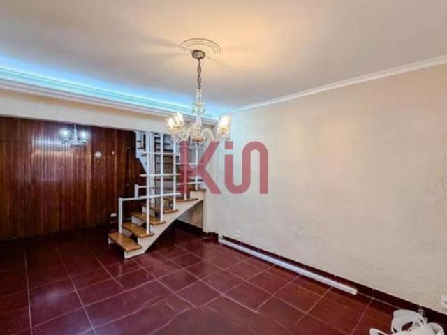Casa à Venda no Ipiranga: 2 Quartos, Suite, Varanda e Ótima Localização em SP Im