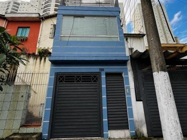 Casa à Venda no Ipiranga – Com 140 m² e com garagem