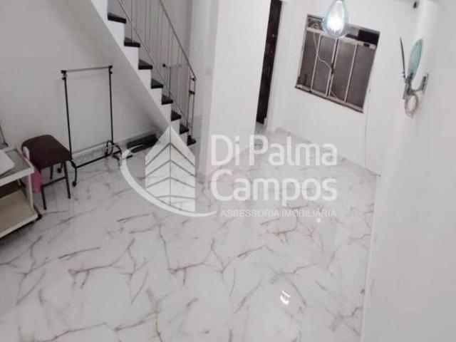 Casa à venda no Ipiranga com 151 m², 3 quartos e 2 vagas de garagem