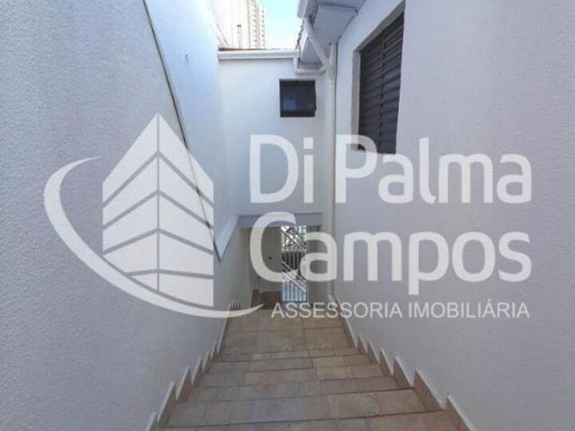 Casa à venda no Ipiranga com 2 quartos, suíte e 2 vagas perto do metrô Alto do Ipiranga