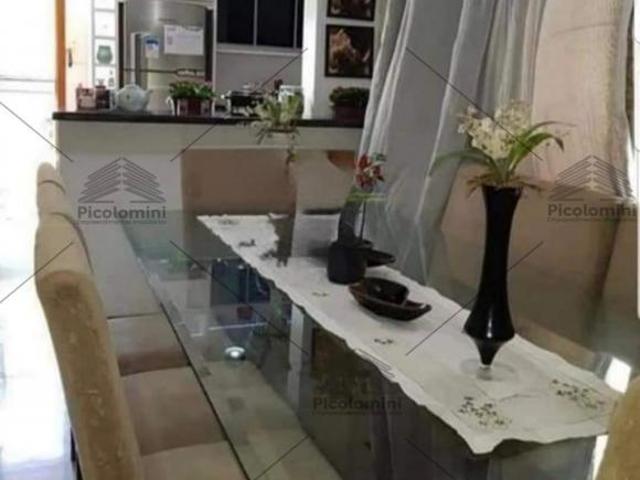 Casa à venda no Ipiranga, com 4 quartos, 2 suítes, sala ampla, 4 banheiros, 4 vagas de garagem e 183