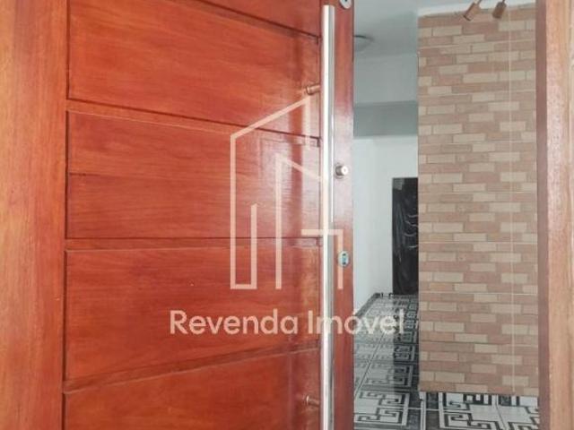 Casa à venda no Itaim Paulista com 200m² 5 dormitórios 1 suíte 4 banheiros 2 vagas