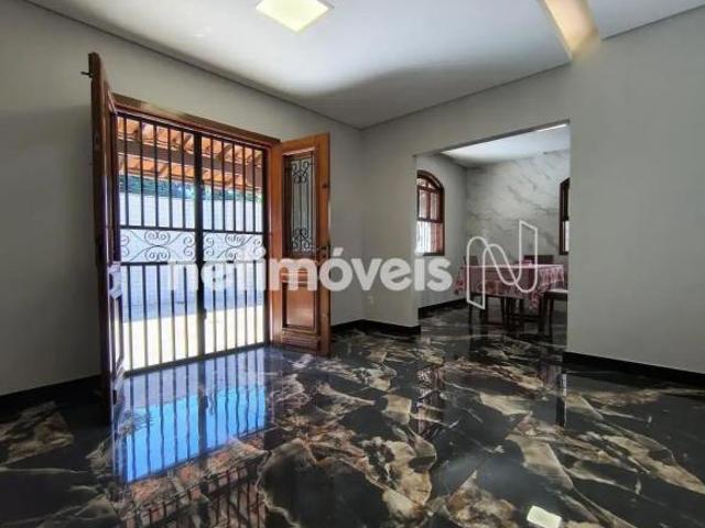Casa à venda no Itapoã