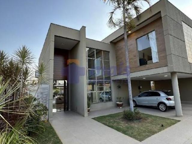 CASA Á VENDA NO JOCKEY CLUB VICENTE PIRES COM 4 SUITES ACEITA FINANCIAMENTO