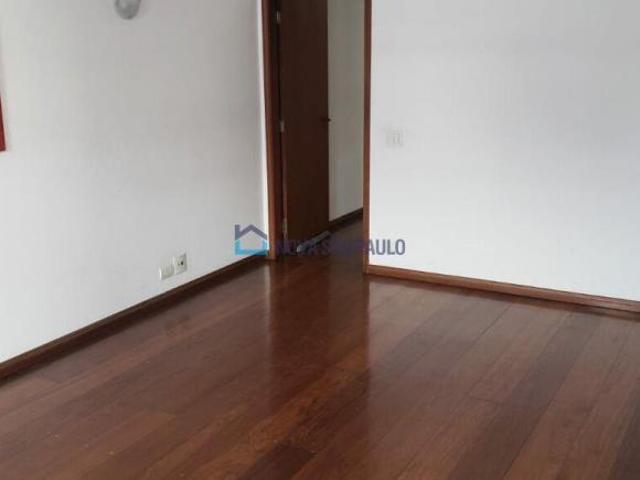 Casa à venda no Jabaquara com 4 quartos e 4 vagas de garagem