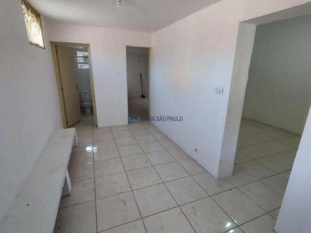 Casa à Venda no Jabaquara ? 3 Dormitórios, 2 Salas e Cozinha Planejada