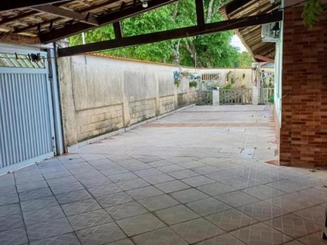 Casa a venda no Jamaica em Itanhaém
