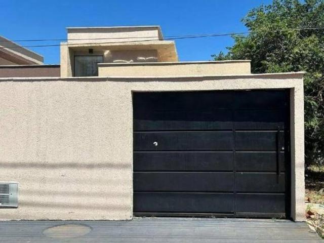 Casa à venda no Jardim Marista em Trindade