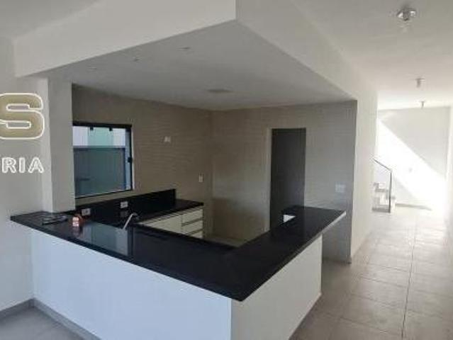 Casa à venda no Jardim Maristela em Atibaia, 3 quartos, 2 vagas de garagem, área para churrasqueira