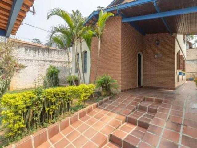 Casa à venda no Jardim Marquesa com 150m² 4 dormitórios 3 suítes 4 banheiros 2 vagas