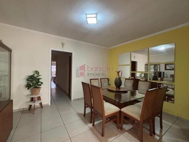CASA À VENDA NO JARDIM MERCI EM JUNDIAÍ/SP