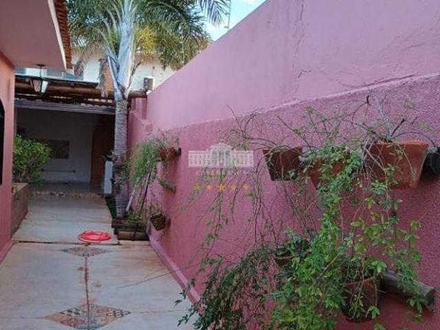Casa a venda no Jardim Nova Yorque em Aracatuba 3 dormitorios com suite