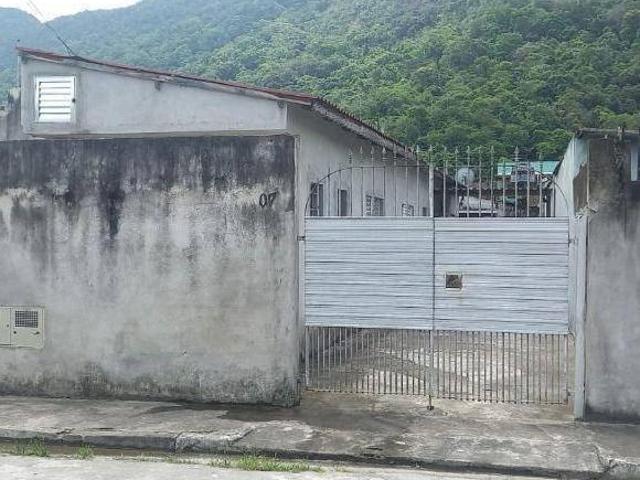 Casa à venda no Jardim Olaria