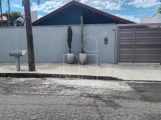 Casa a venda no Jardim Acapulco Marília