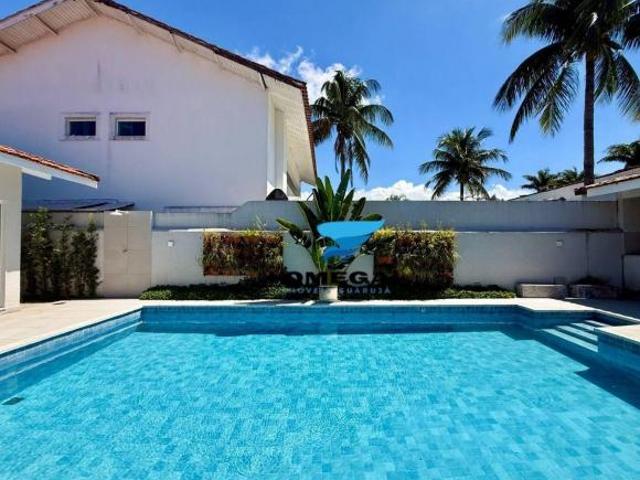 Casa à venda no Jardim Acapulco em Guarujá | Omega Imóveis