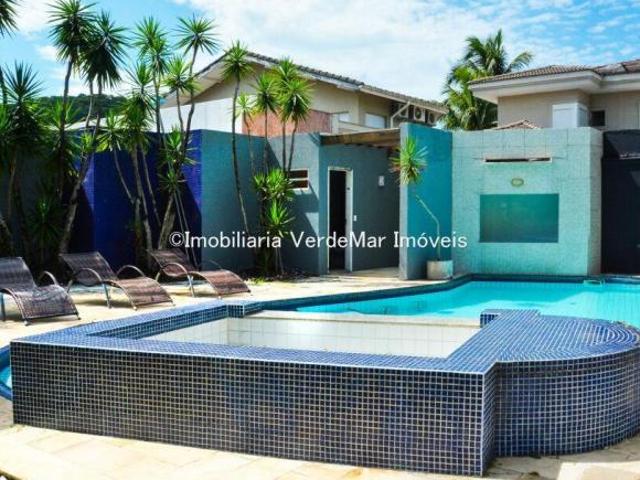 Casa à venda no Jardim Acapulco Guarujá
