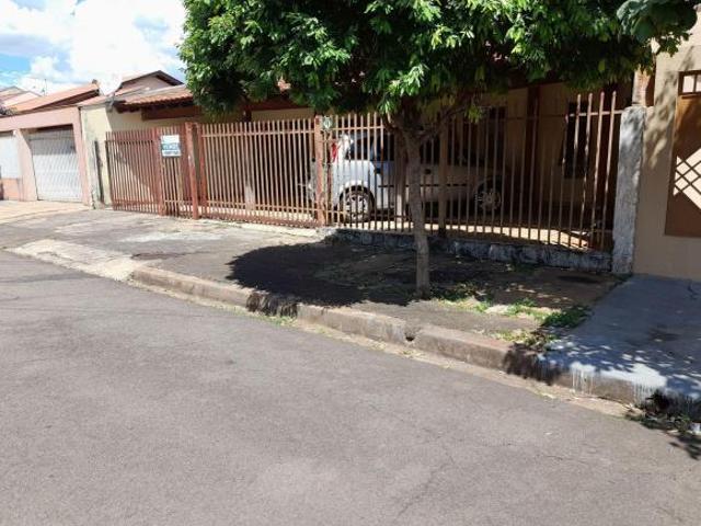 Casa à venda no Jardim Acapulco 03 qtos + Dependência mLondrina/PR