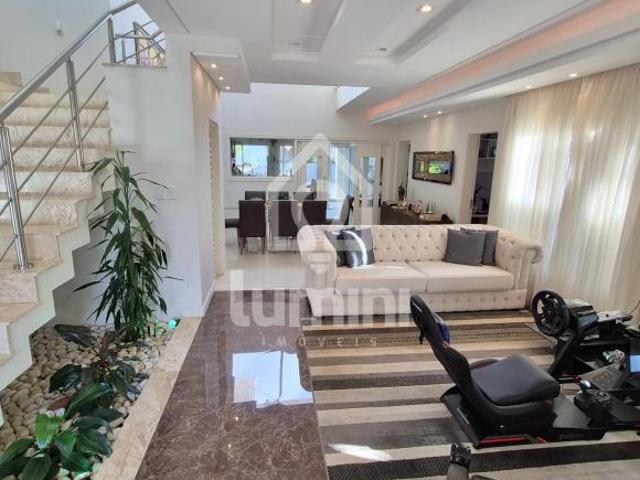 CASA A VENDA NO JARDIM AMÉRICA