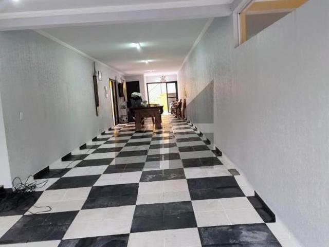 Casa à venda no Jardim América, Taboão da Serra: 3 dormitórios, 1 suíte, 3 ba.