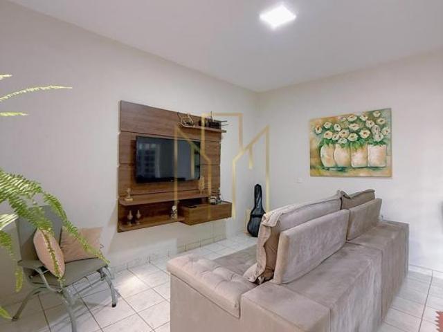 Casa à venda no Jardim América, Uberlândia