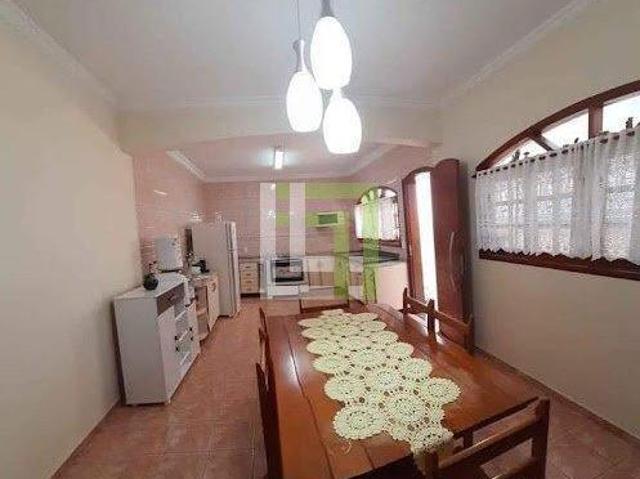 Casa à venda no Jardim Ana Luíza