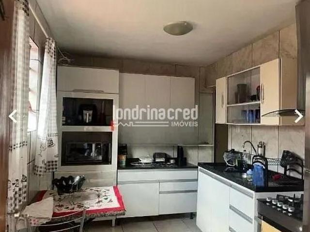 Casa à Venda no Jardim Bandeirantes em Londrina 2 Quartos e 285 m² de Área Útil