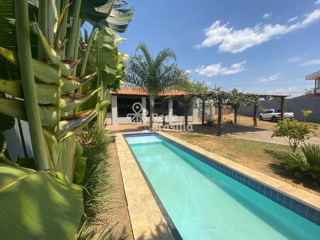 Casa à venda no Jardim Botânico III, 2 casas independentes em um lote de 1000 metros, Brasília, DF