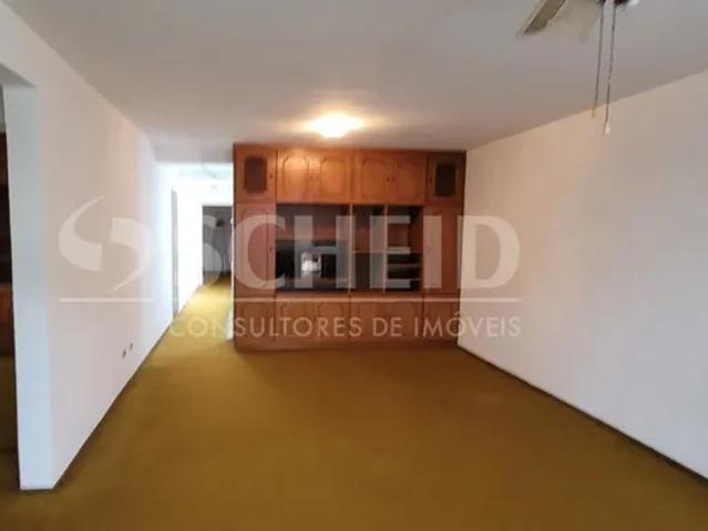 Casa à venda no Jardim Cupece, 320m² 4 quartos 1 suíte 3 vagas
